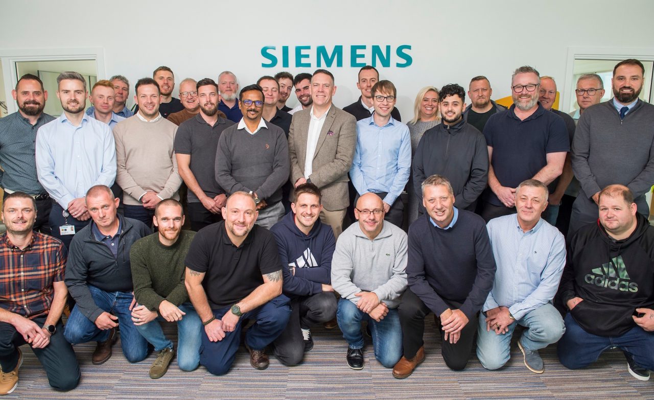 Siemens Mobility kickstarts recruitment drive at pioneering Goole train ...